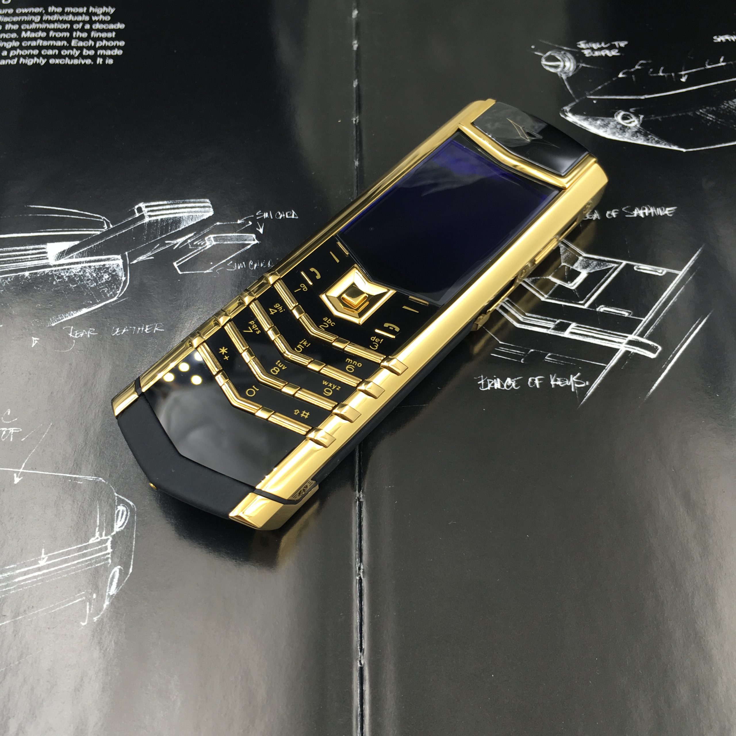 Signature V – Pure Black Full Gold – Go Easy For Vertu