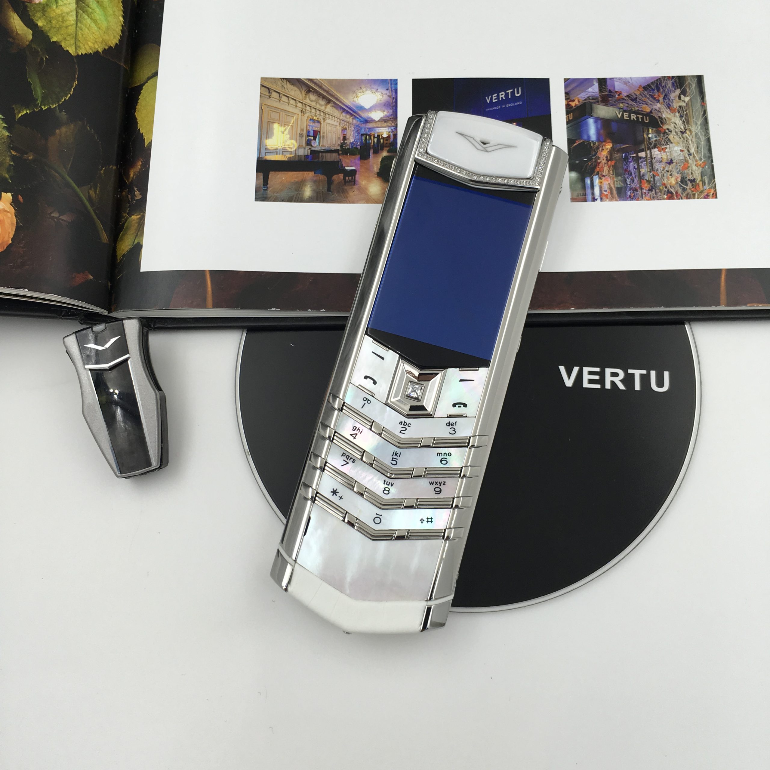 Signature S – Metal Rear Cover – Go Easy For Vertu